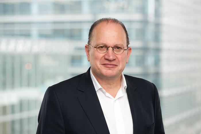 Sir Mark Tucker leaves HSBC for AIA